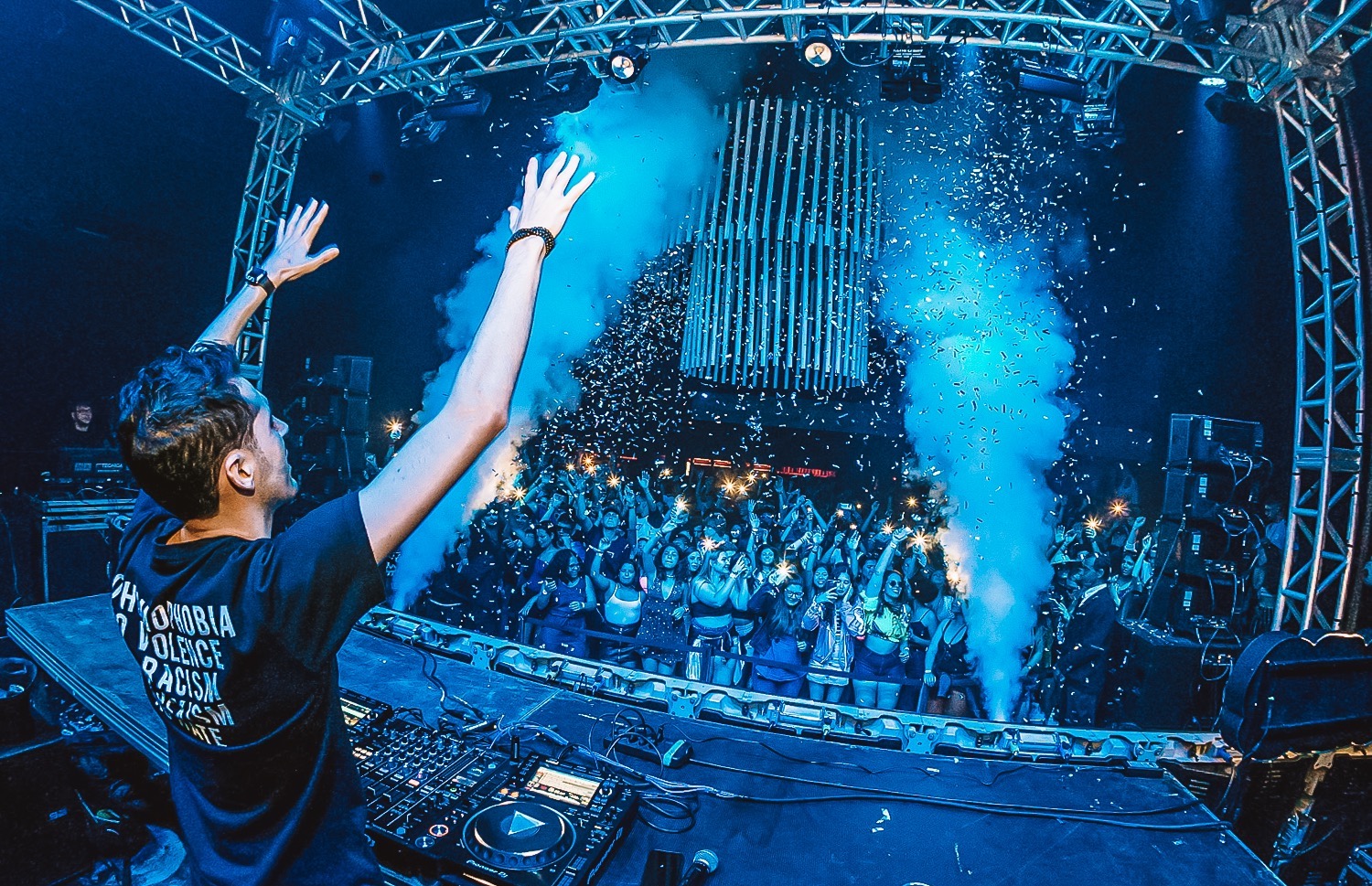 Final de semana agitado - DJ Franzen - Jornal Trindade